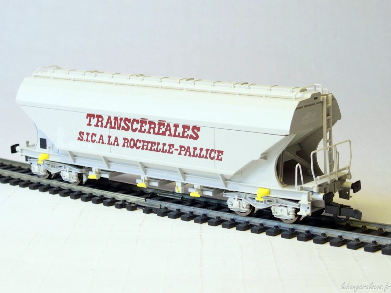 Wagon trémie UAS JOUEF ref. HJ6007 - Le Hangar A Locos