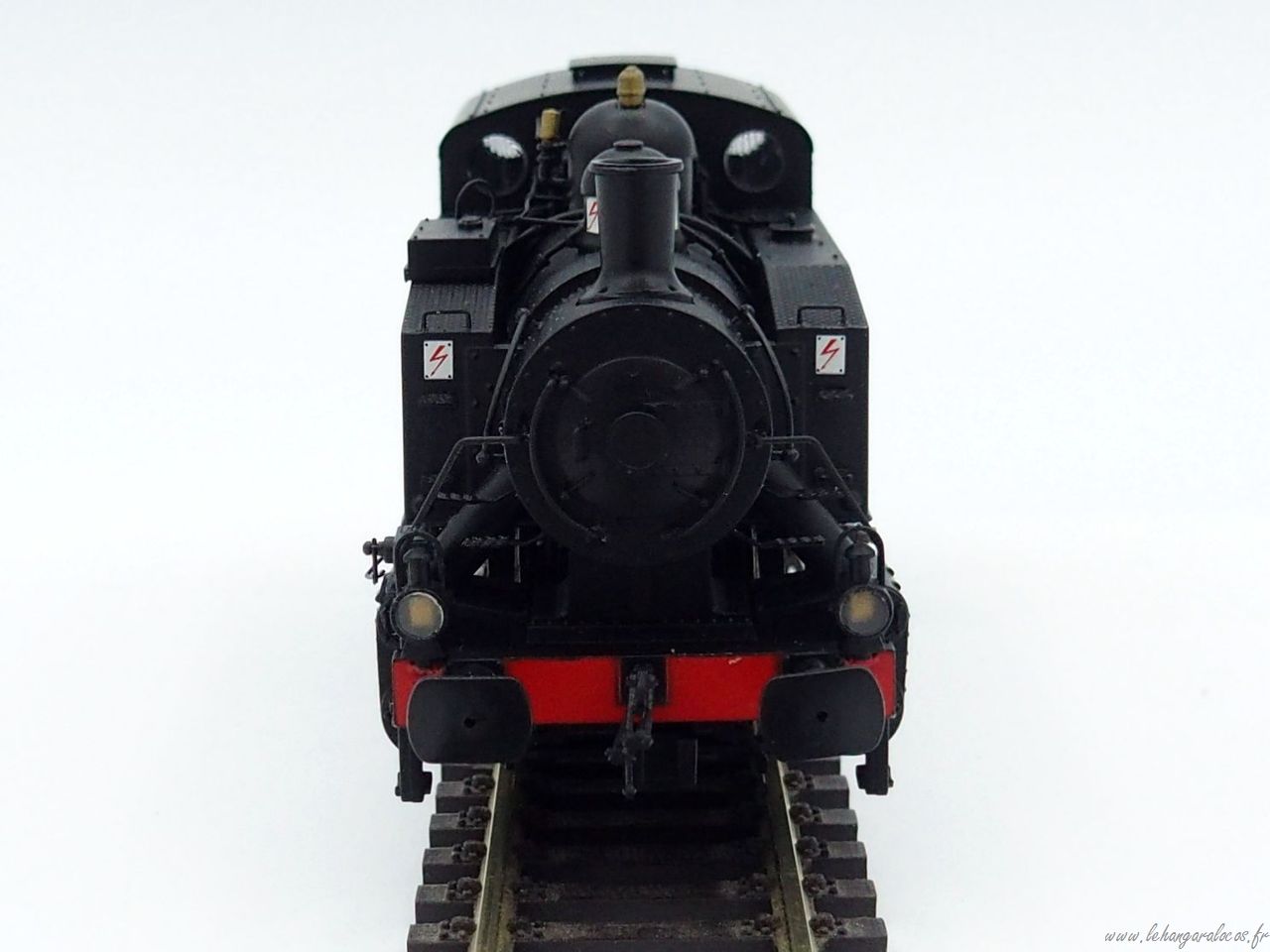 Locomotive vapeur 030 TU REE ref. MB-005 – Le Hangar A Locos